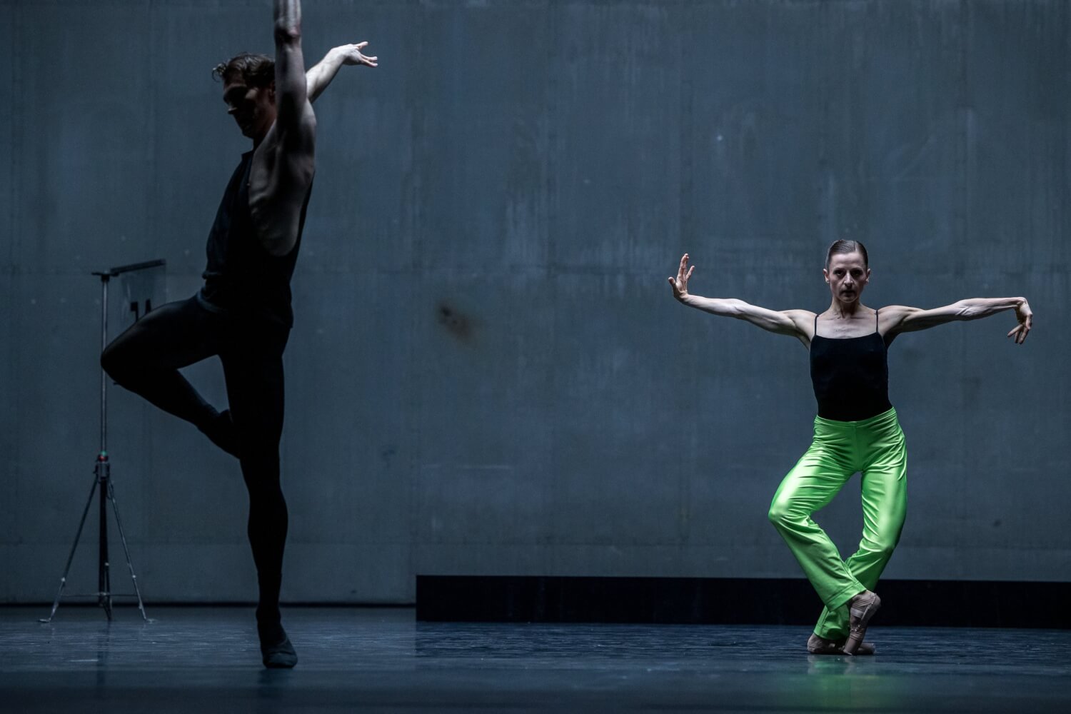 Kritik: William Forsythe: Approximate Sonata 2016 / One Flat Thing ...